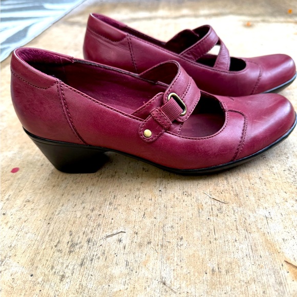 Clarks | Shoes | Clarks Burgundy Leather Buckle Shoes | Poshmark
